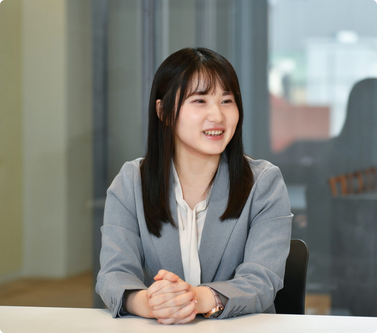 Staff Story 4 | 働く人を知る | | Re-vision Group